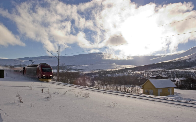 Trains Oslo to Lillehammer - Train Tickets Norway - HappyRail