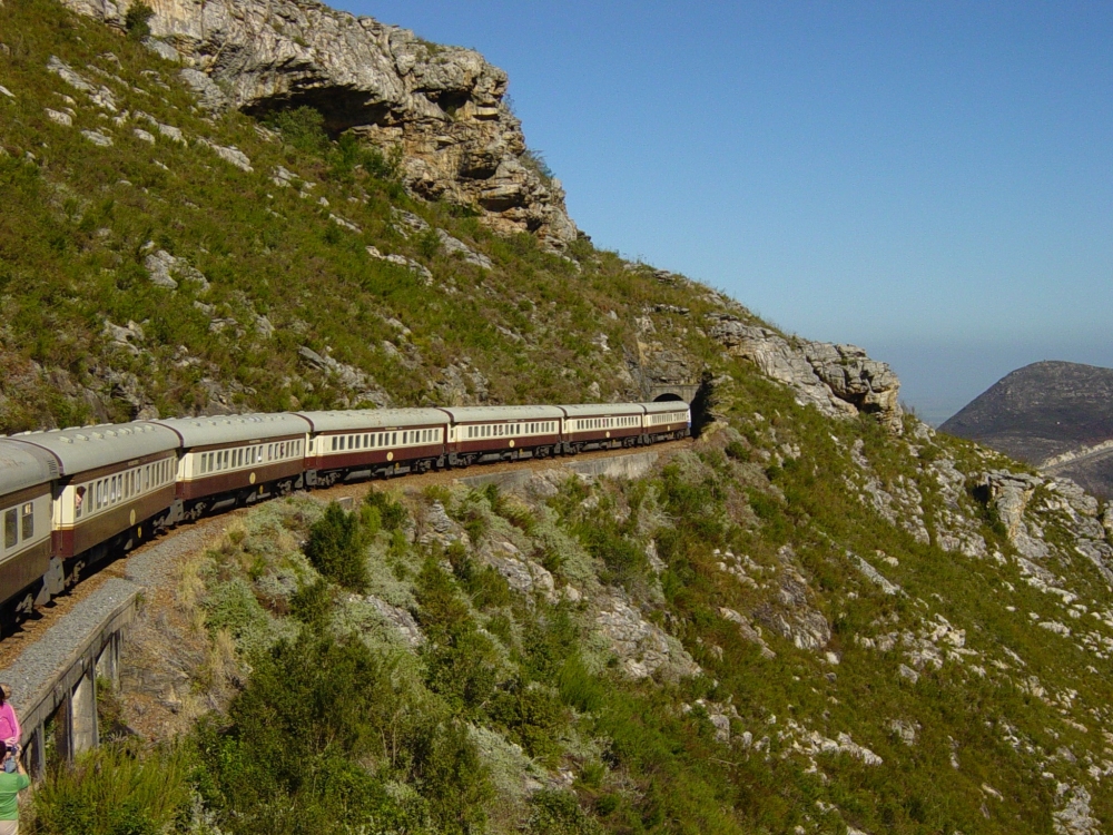 Southern Cross / Pretoria-Victoria Falls - Shongololo Express ...